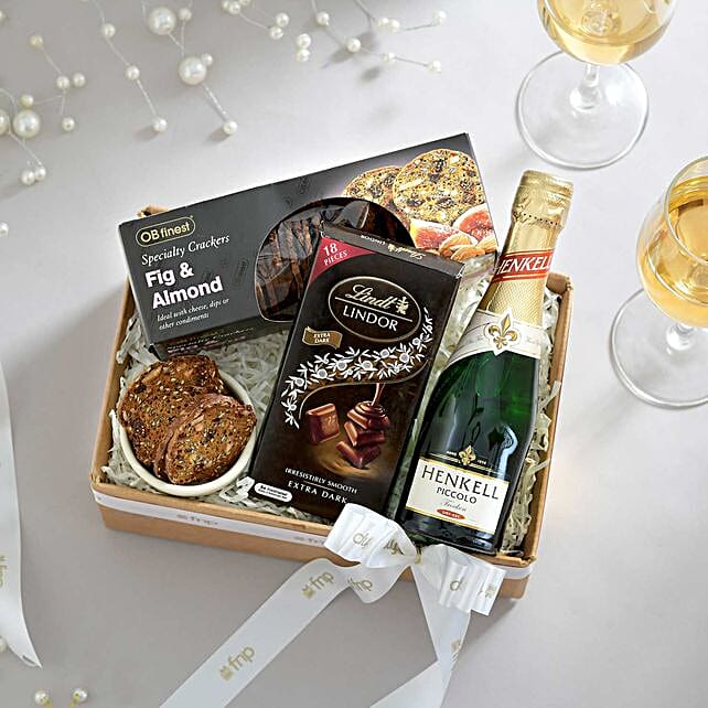 Sparkling Wine & Treats Gift Hamper australia | Gift Sparkling Wine ...