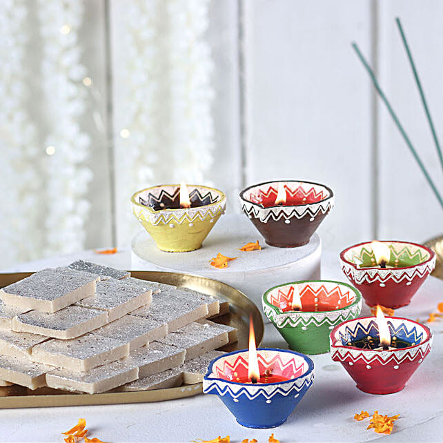 Premium Kaju Katli & Vibrant Diyas Diwali Combo australia | Gift ...