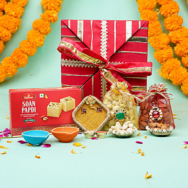 Designer Traditional Gift Box For Diwali bahrain | Gift Designer ...