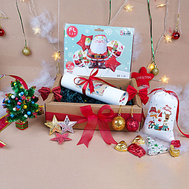Blissful Christmas Times Gift Box bahrain | Gift Blissful Christmas ...