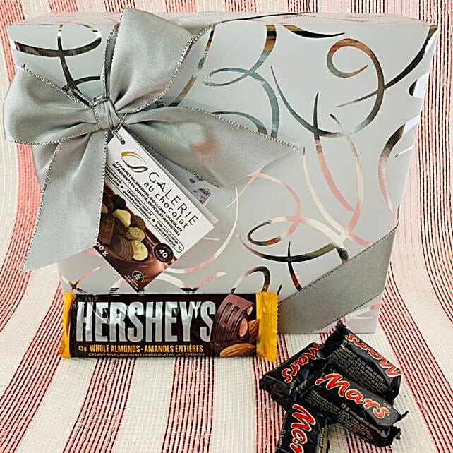 Gourmet Chocolate Hamper With Hershey And Mars canada | Gift Gourmet ...