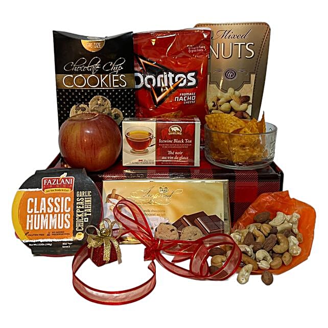 Snacks Of The Day Hamper canada | Gift Snacks Of The Day Hamper- FNP