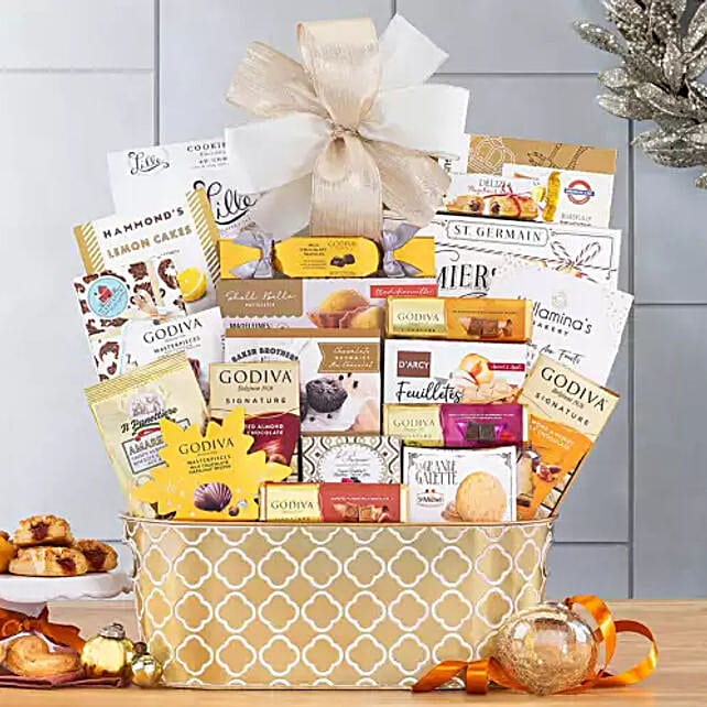 Deluxe Godiva and Sweets Gift Basket canada | Gift Deluxe Godiva and ...
