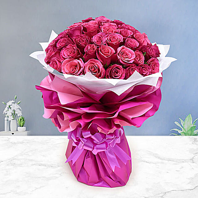 Majestic 50 Dark Pink Roses egypt | Gift Majestic 50 Dark Pink Roses- FNP