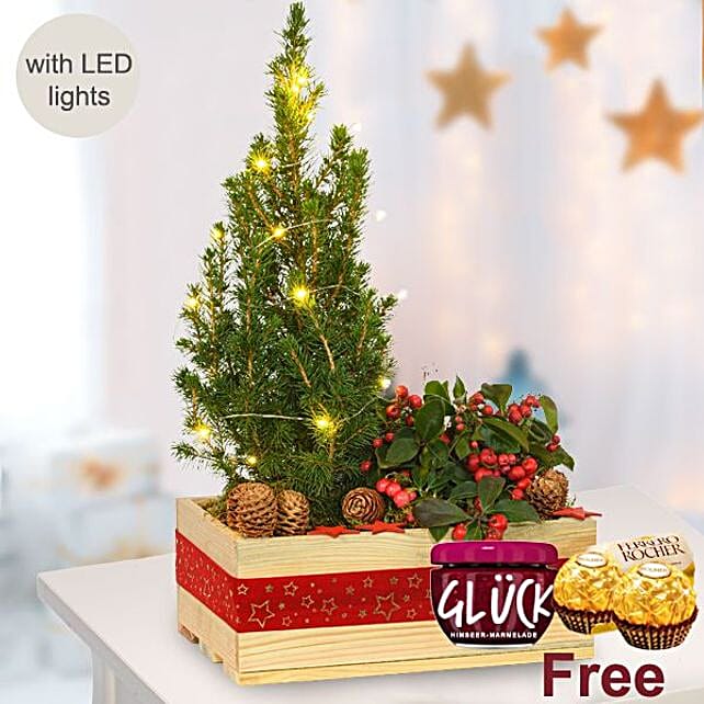 Christmas Wooden Box Setup With Ferrero Rocher And Jam germany | Gift ...