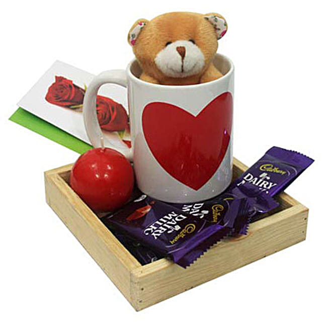 Buy/Send Magic in Mug Hamper Online- FNP