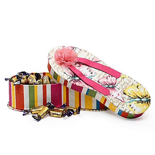 Buy/Send Slipper Box Online- FNP