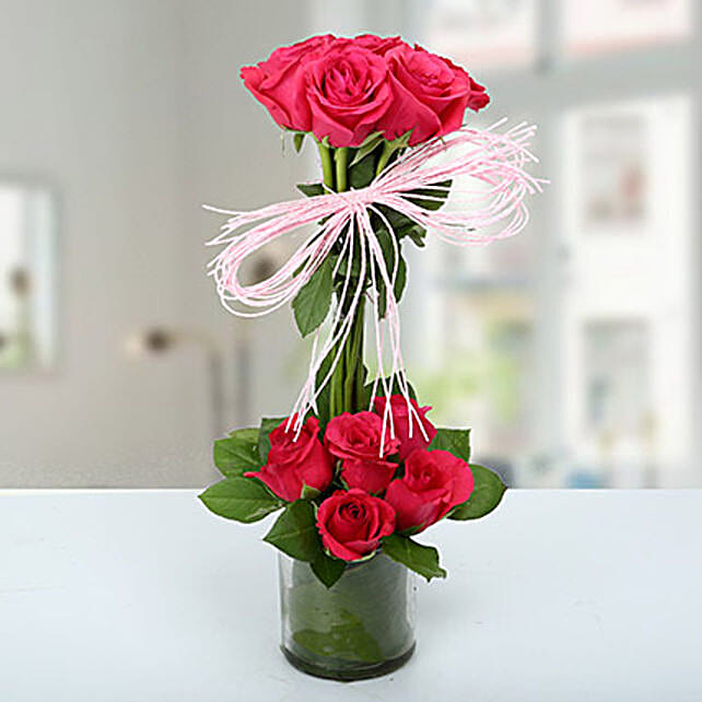 Buy/Send Splendid Rose Arrangement Online- FNP
