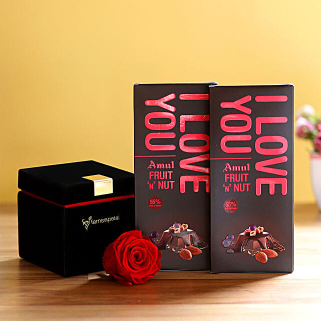 Buy/Send Forever Red Rose & Amul Chocolates Online- FNP