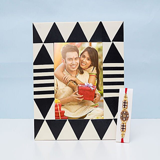 Buy/Send Rakhi & Designer Personalised Photo Frame Online- FNP