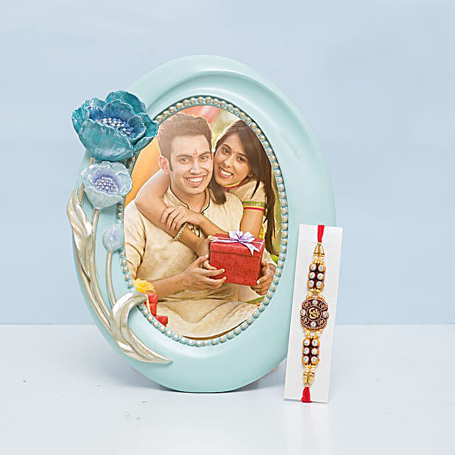 Buy/Send Rakhi With Oval Personalised Photo Frame Online- FNP