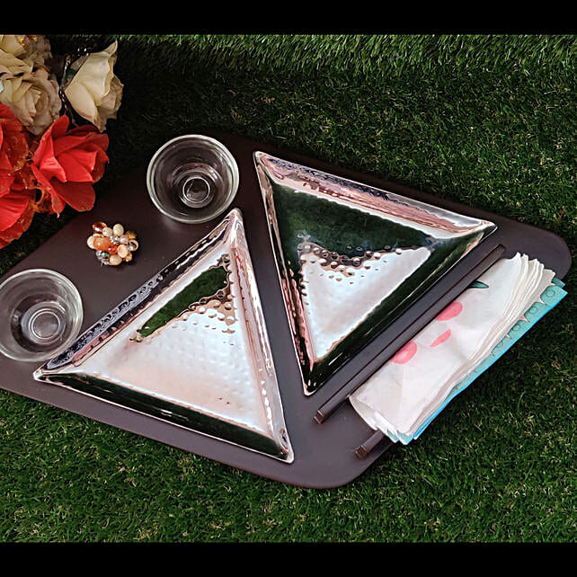 Buy/Send Double Triangle Platter With Tissue Holder Online- FNP
