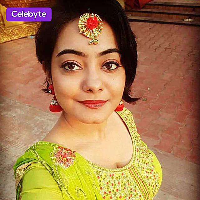 Buy/Send Sanchari Bose- Personalised Video Message Online- FNP