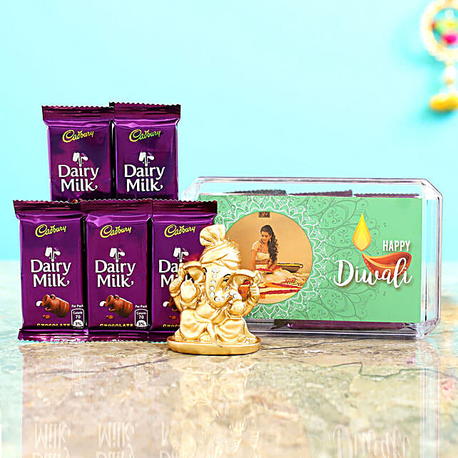 Buy/Send Personalised Green Diwali Box With Golden Ganesha Idol & Dairy ...