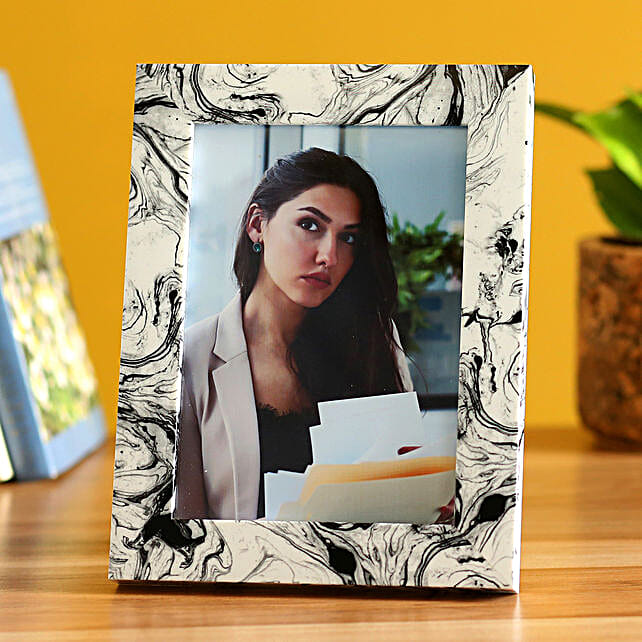 Buy/Send Personalised Black Resin Pattern Photo Frame Online- FNP