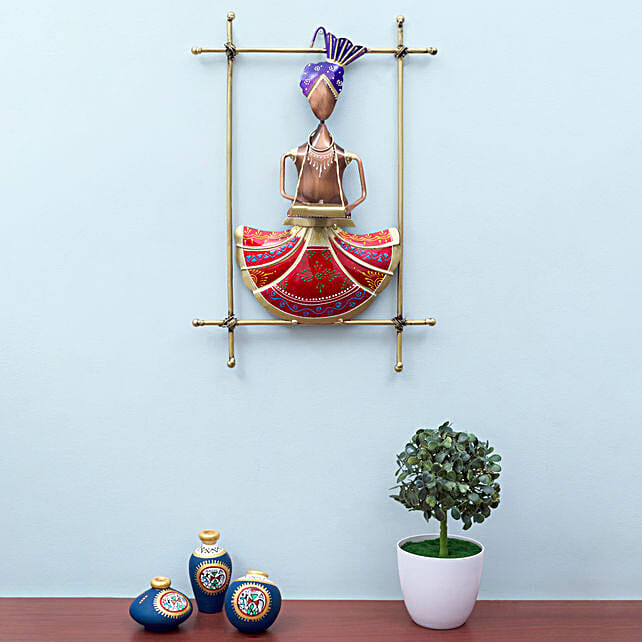 Buy/Send Gold Toned Musician Playing Instrument Wall Decor Online- FNP