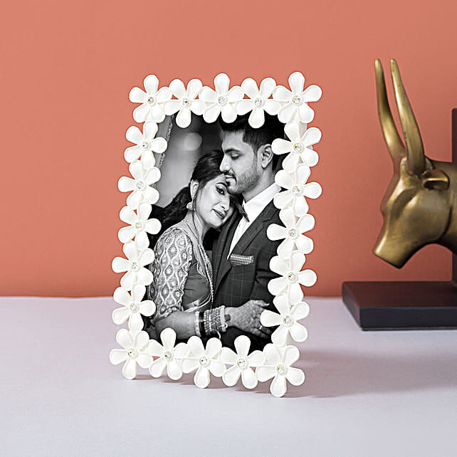 Buy/Send Personalised Floral Photo Frame Online- FNP