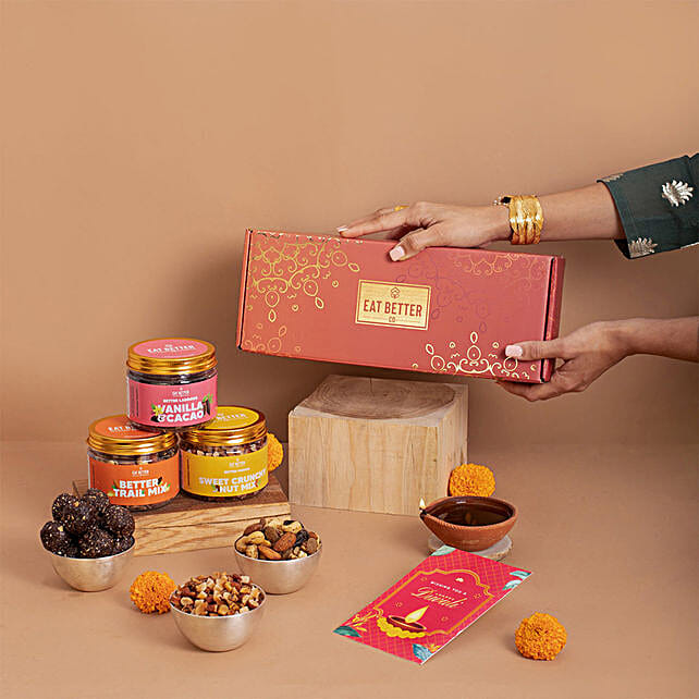 Buy/Send Diwali Celebration Gift Box Online- FNP