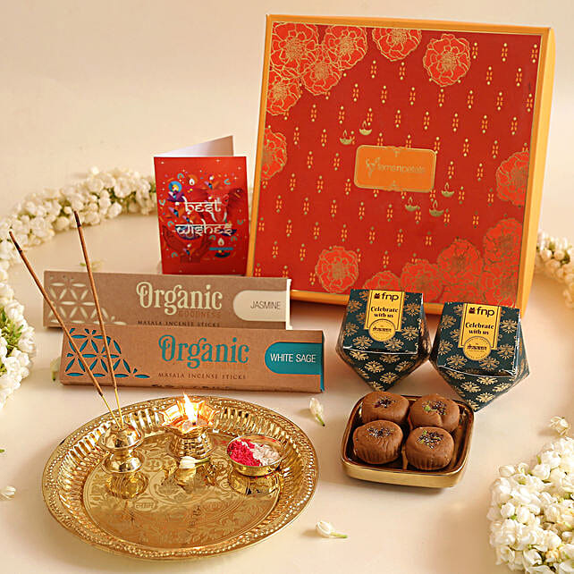 Buy/Send Spread The Festive Cheer Diwali Gift Hamper Online- FNP
