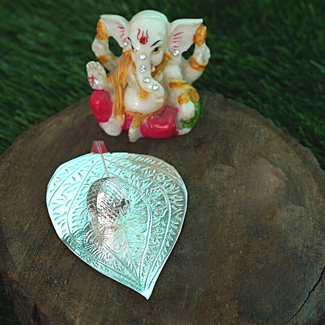 Buy/Send Silver Pan Supari Betelnut Online- FNP