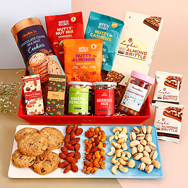Buy/Send Munchies Max Gift Hamper Online- FNP