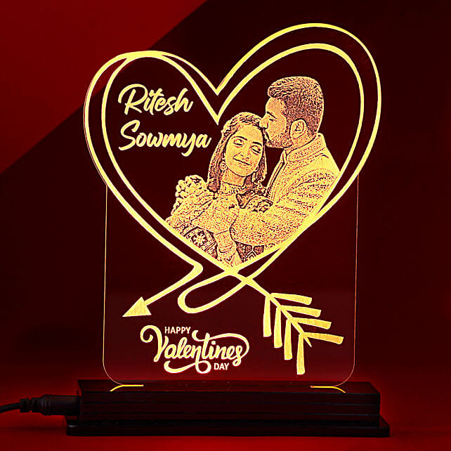 Buy/Send Personalised In-Love Engraved Lamp Online- FNP