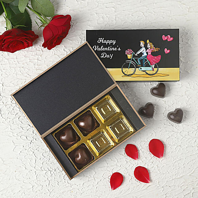 Buy/Send Valentine's Special Chocolate Box Online- FNP