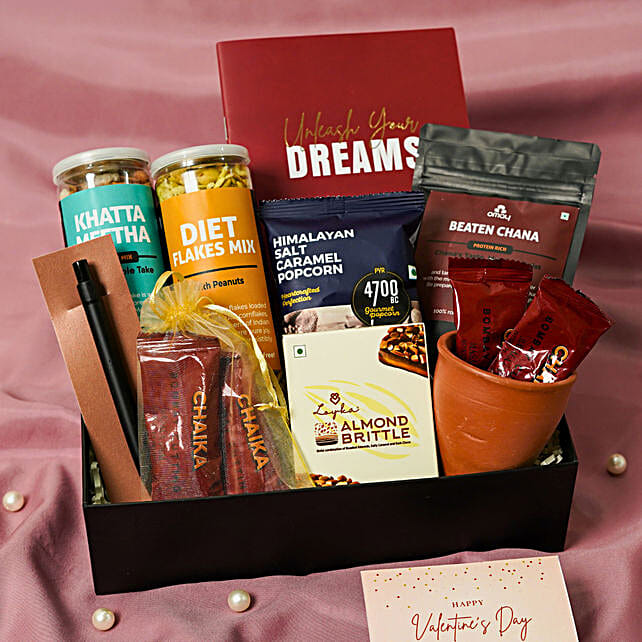 Buy/Send Omay Foods Amore Gift Box Online- FNP