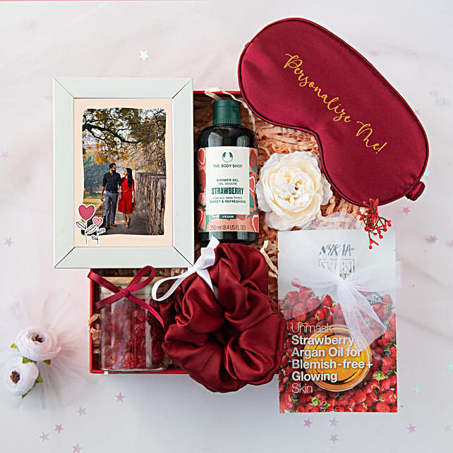 Buy/Send Personalised Cute Trinkets Valentine Gift Online- FNP