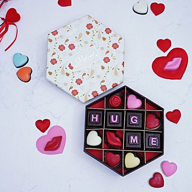 Buy/Send Impressive Love Chocolate Box Online- FNP