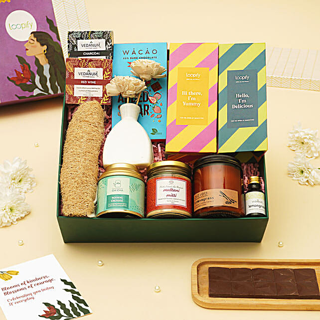 Buy/Send Soothing Spa Indulgence For Her Online- FNP