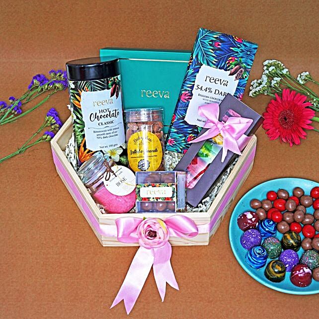 Buy/Send Indulgence Box Online- FNP