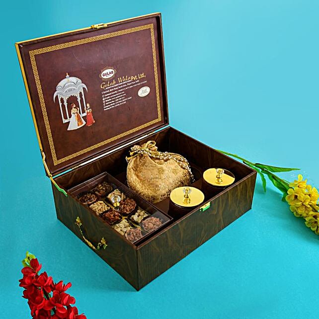 Buy/Send Nutty Sweets Gift Box Online- FNP