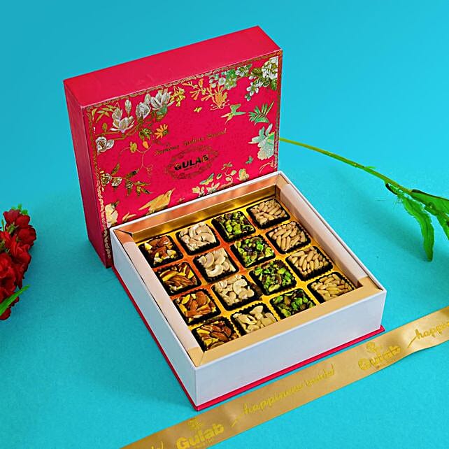 Buy/Send Gourmet Delicacies Box Online- FNP