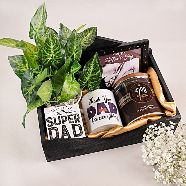 Buy/Send Premium Pamper Pack For Dad Online- FNP