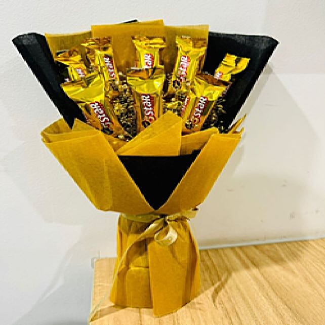 Buy/Send 5 star bouquet for dr reddy 2 Online- FNP