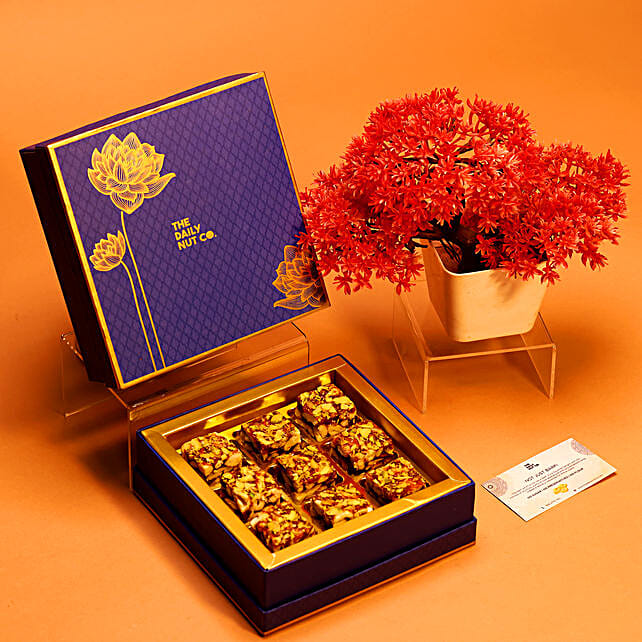Buy/Send Dry Fruit Sweet Box Online- FNP