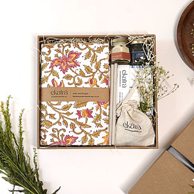 Buy/Send Ekatra Floral Journal & Joy Gift Box Online- FNP