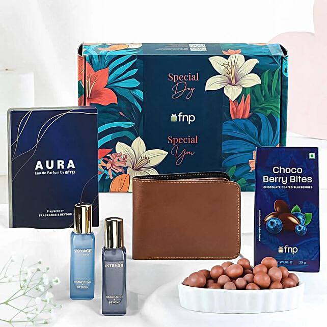 Buy/Send Signature Aura Gift Set for Him Online- FNP