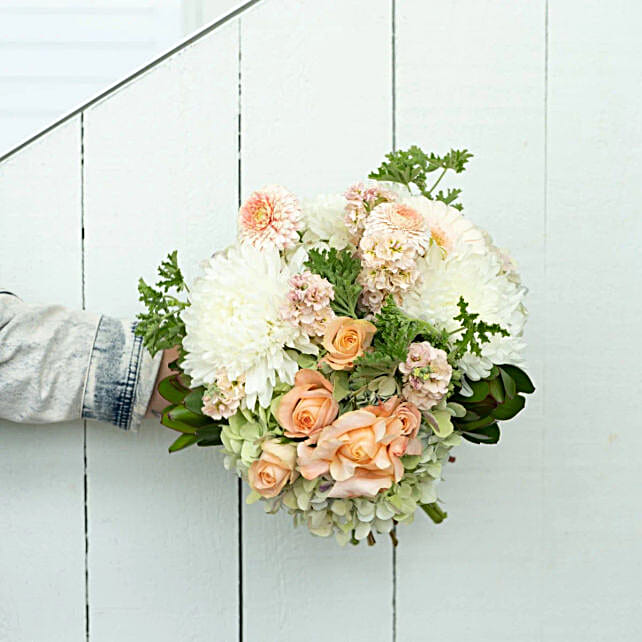 Pretty Peach Posy new-zealand | Gift Pretty Peach Posy- FNP