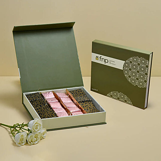 Premium FNP Assorted Chocolate Box 250 gm qatar | Gift Premium FNP ...