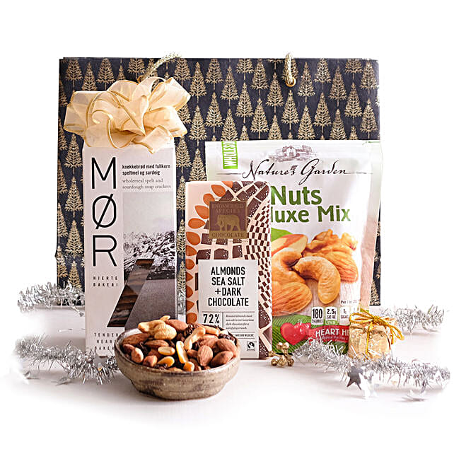 Sweet And Salty Gift Set russia | Gift Sweet And Salty Gift Set- FNP