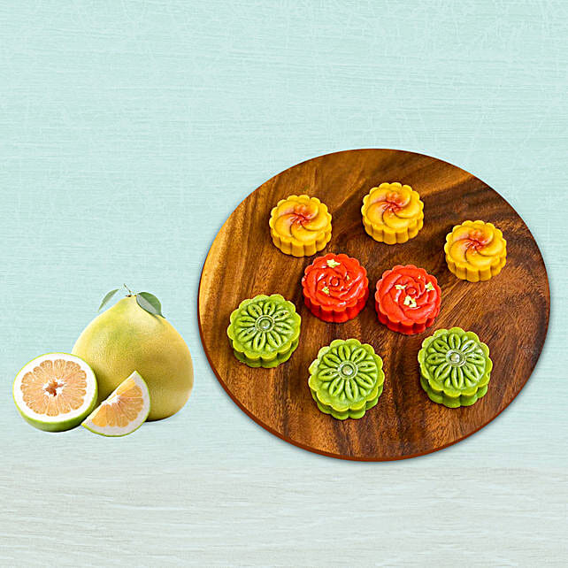 Assorted Mini Mooncake With 3 Pcs Pomelo Fruit singapore | Gift ...