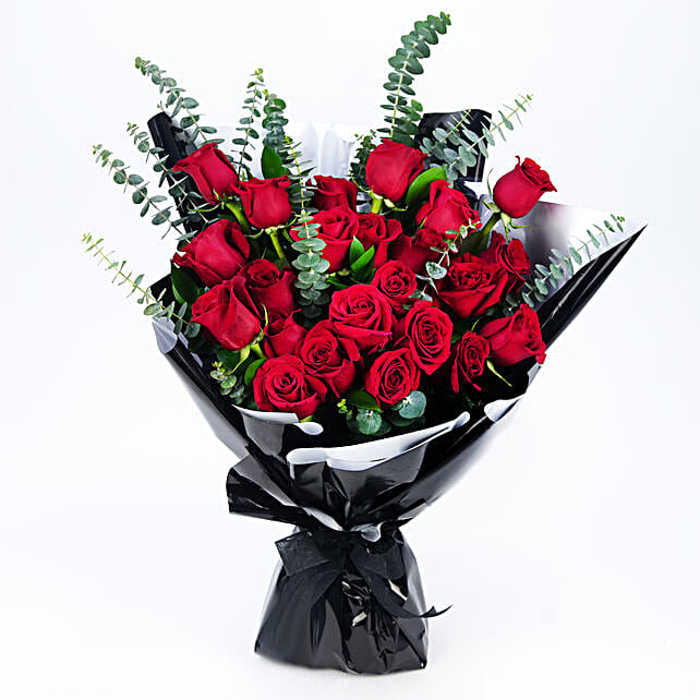 Beautiful Boquet Of 24 Red Roses singapore | Gift Beautiful Boquet Of ...
