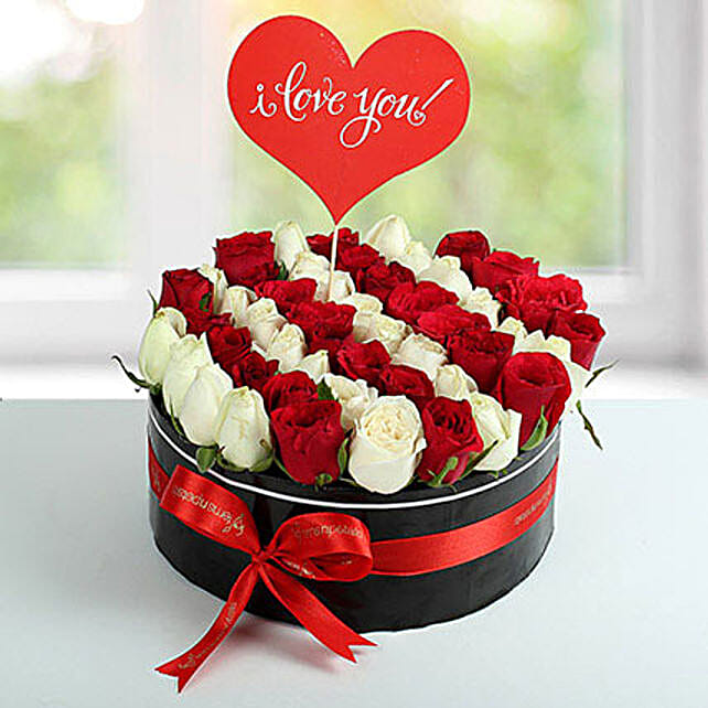 White N Red Roses Love Proposal Arrangement uae | Gift White N Red ...