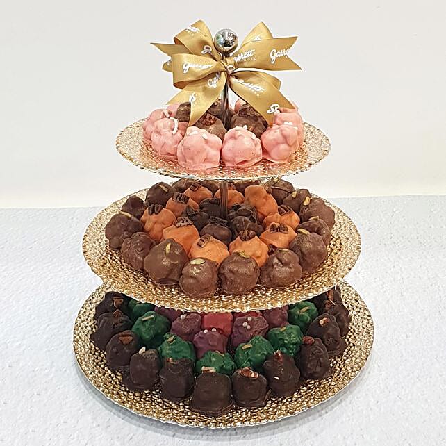 Garrett Gold Caramel Crisp Popcorn 3 Tier Tray 92 Pcs uae | Gift ...