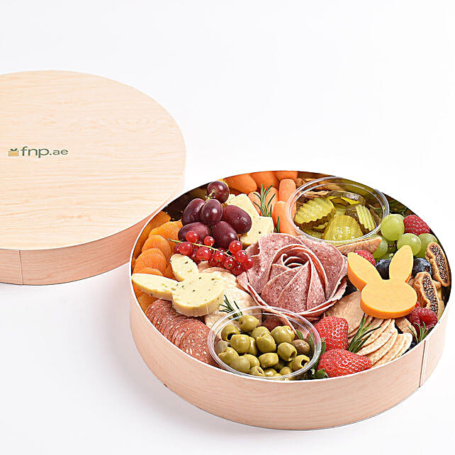 Special Easter Cheese Box uae | Gift Special Easter Cheese Box- FNP