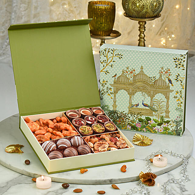 Delightful Box of Chocolates and Nuts uae | Gift Delightful Box of ...