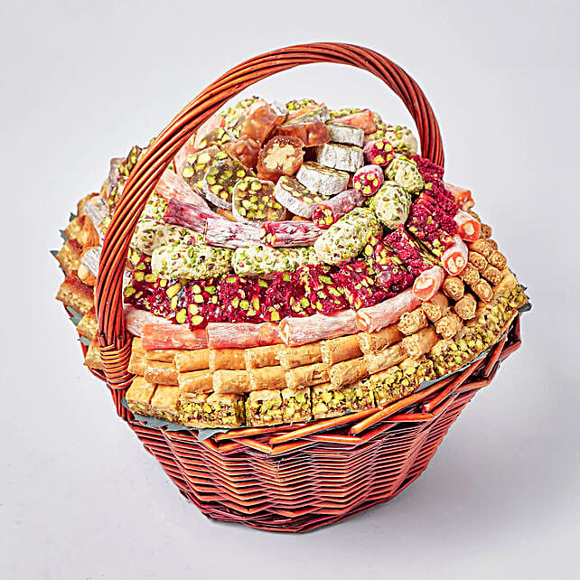 Basket of Mix Baklava and Turkish Delight uae | Gift Basket of Mix ...