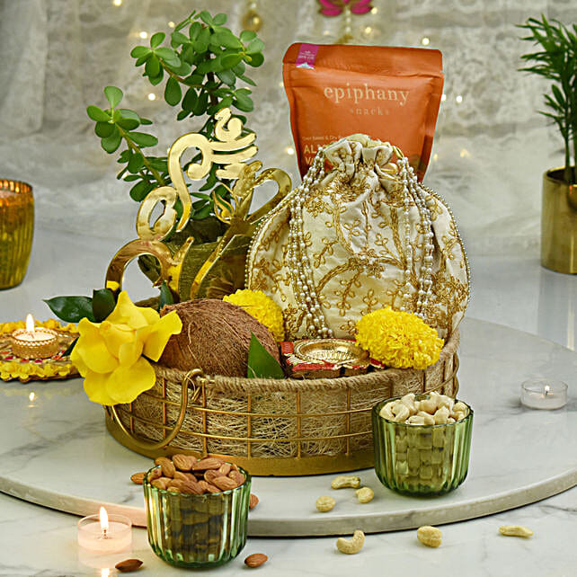 Divine Blessings Hampers uae | Gift Divine Blessings Hampers- FNP